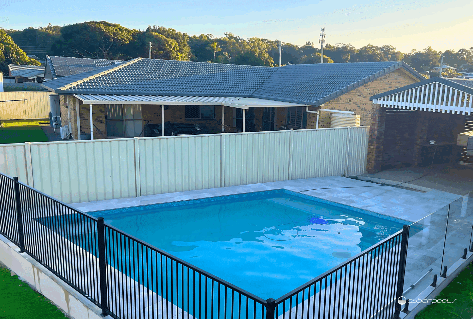 Cyberpools Photo Gallery - Magnesium Pool Design & Build